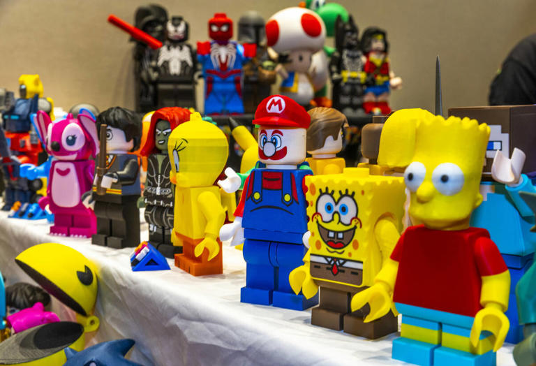 Fans flock to Amazing Las Vegas Comic Con for comics, cosplay and community