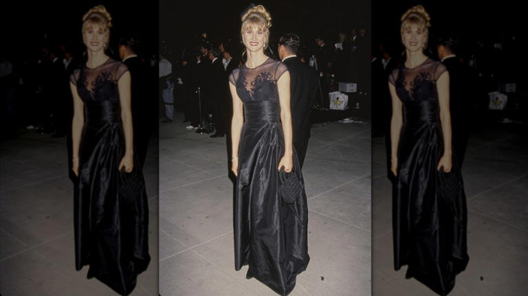 Pics of Laura Dern's best-dressed moments in the '90s