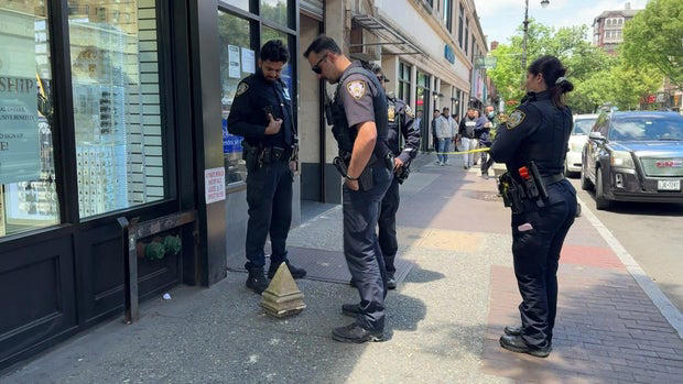Falling debris strikes teenager in head on Queens sidewalk