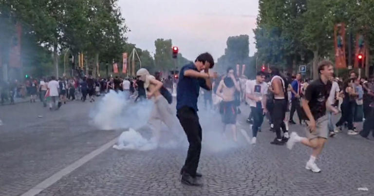 Blessés, incendies, violences… La folle nuit parisienne après le sacre ...