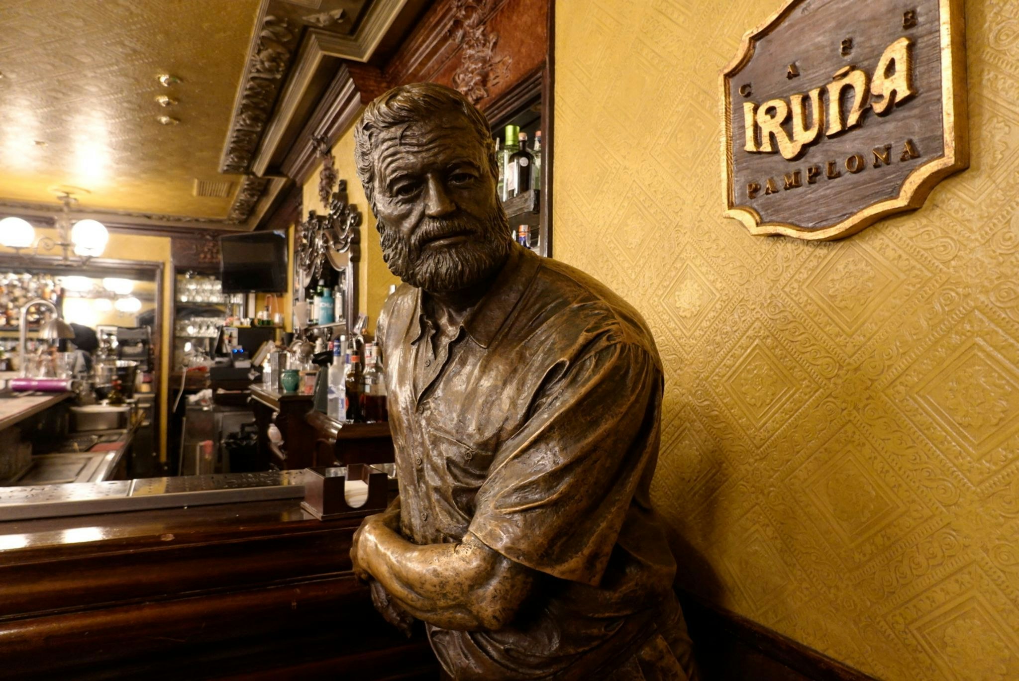 Hemingway steht an der Theke: Auf den Spuren seines Romans „Fiesta ...