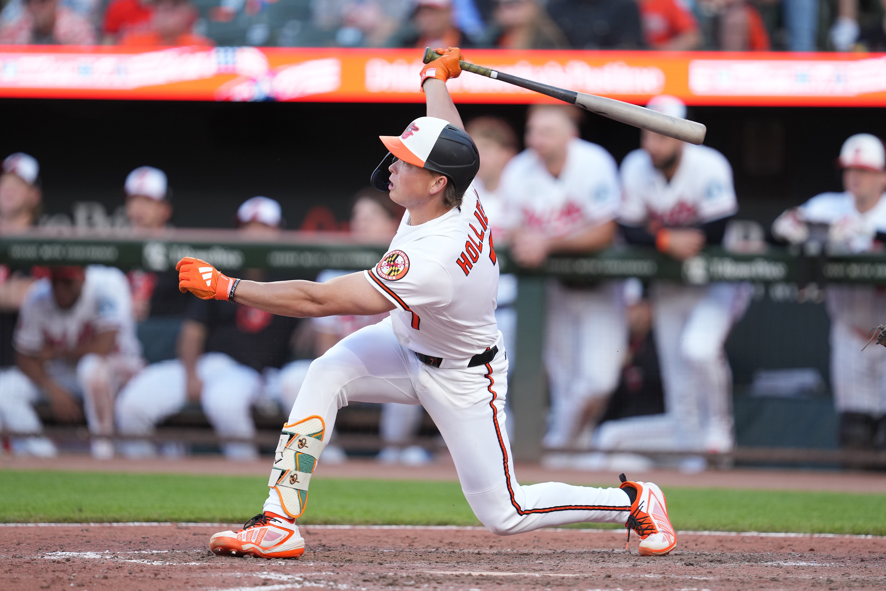Orioles score 5 runs in 9th to beat Blue Jays 6-5