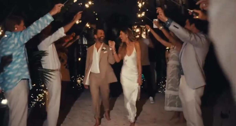 Donald Trump Jr offers intimate look at Bahamas wedding with Bettina ...