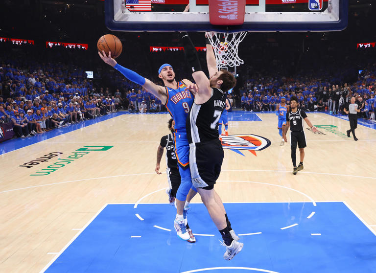 Did Luke Kornet save the Spurs' season in Game 7 with huge block?
