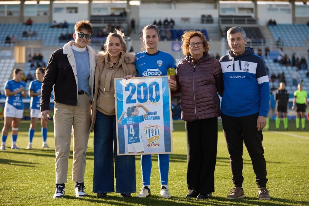 El Alhama ElPozo renueva a Judith Caravaca y Nuria Martínez para ...