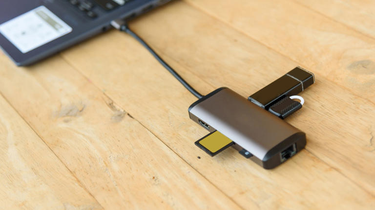 Blue or teal: Which USB port is faster?