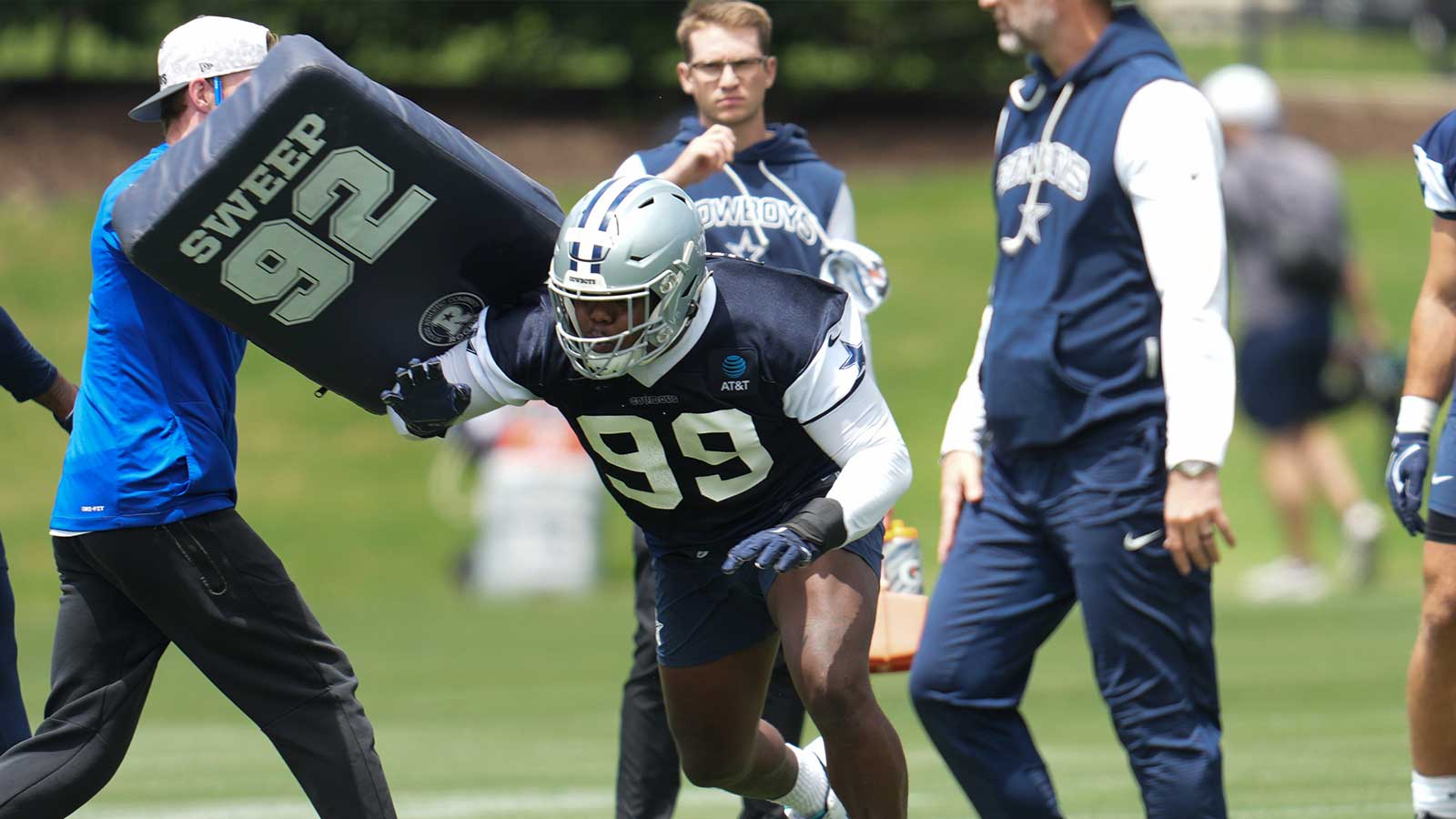 Rising Cowboys rookie turning heads in 2026 OTAs