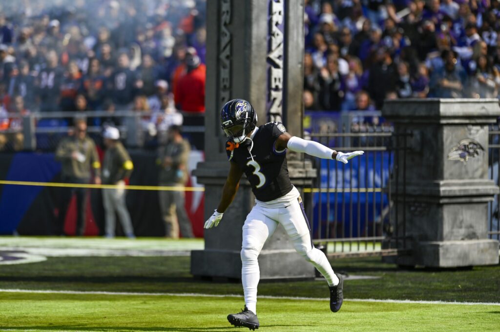 Ravens’ $51M CB receives surprising NFL recognition
