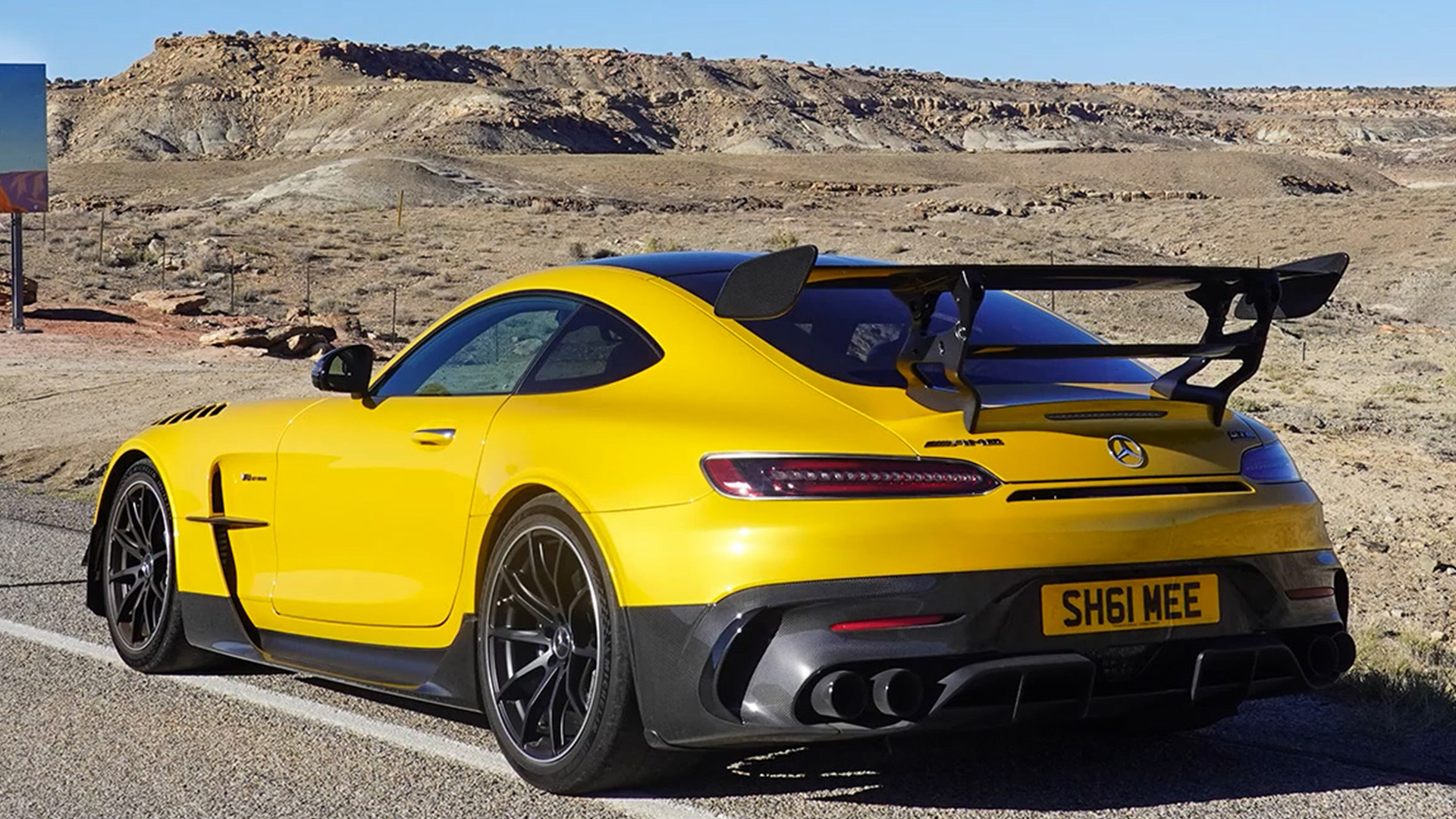Unexpected road trip problem hits the AMG GT Black Series