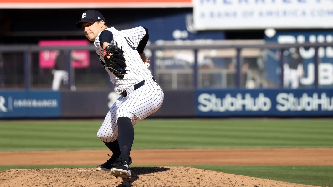 Red Sox face decision on Kahnle before opt-out date