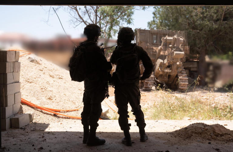 In pictures: IDF retakes southern Lebanon's Beaufort Ridge outpost ...