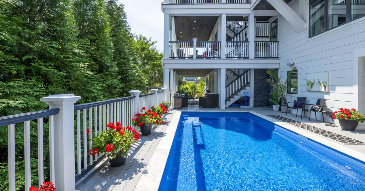 3 dreamy Delaware Airbnbs with pools and waterfront views
