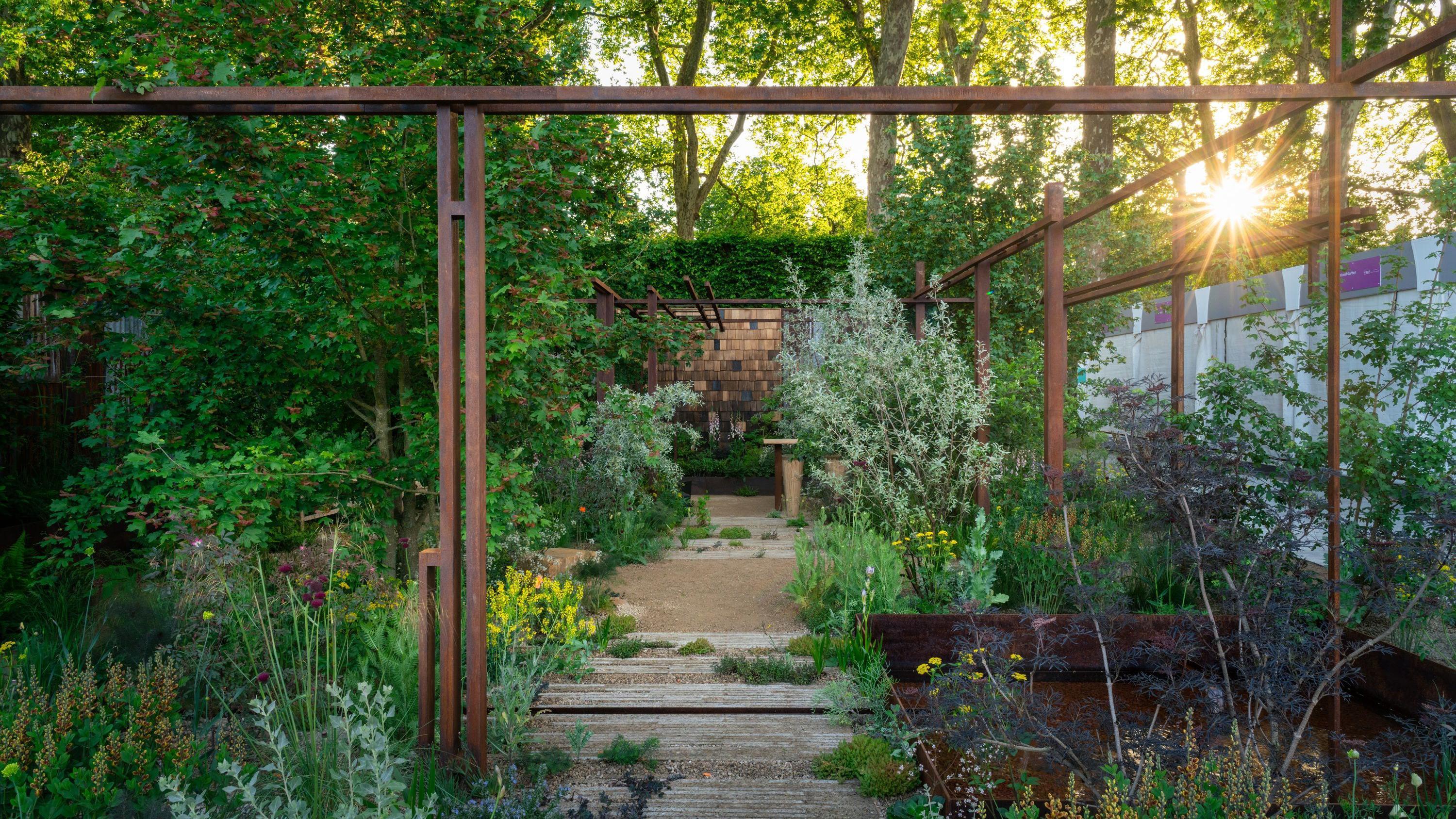 Chelsea gold-winning garden finds new home