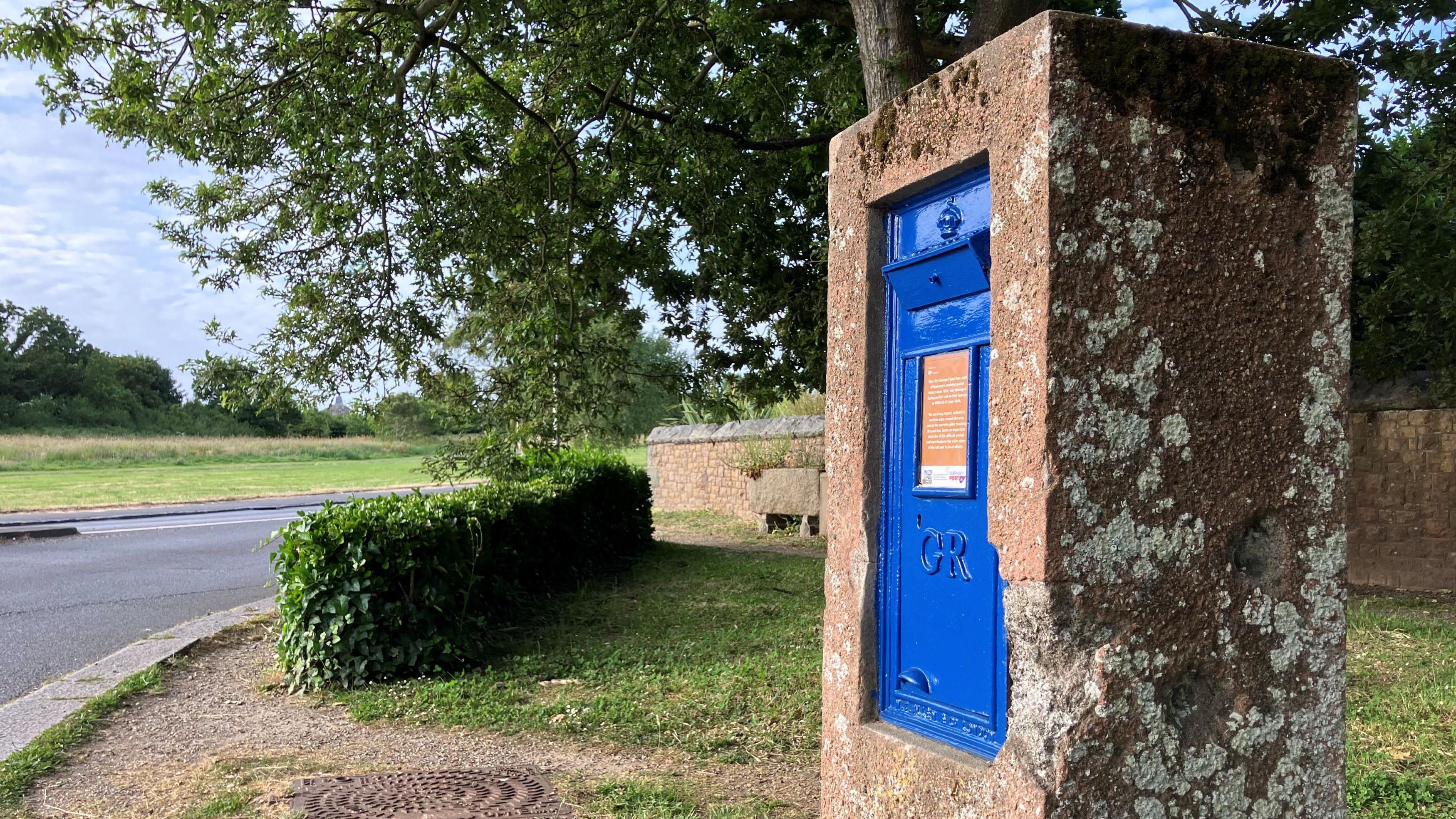 Heritage plates aim to celebrate post box history