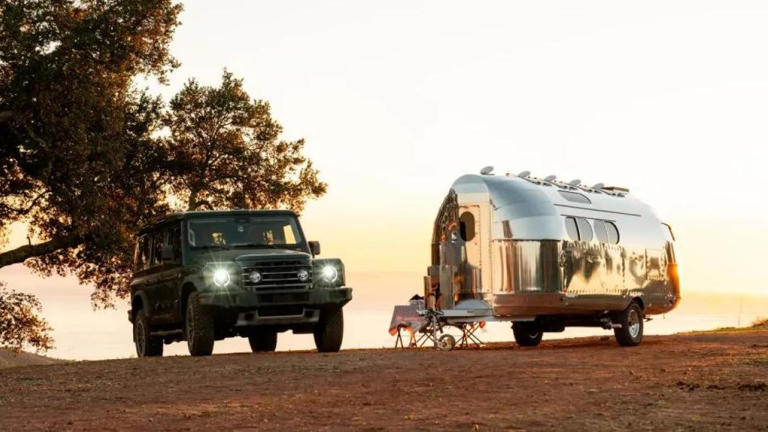 La fabulosa caravana de lujo fabricada en aluminio remachado a mano ...