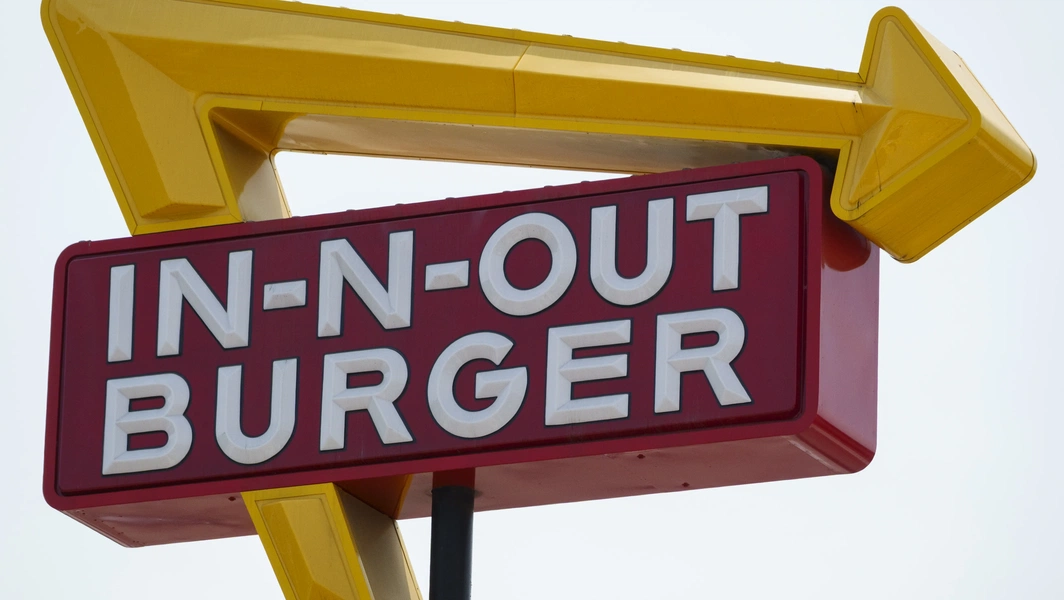 13 iconic fast food burgers around the world
