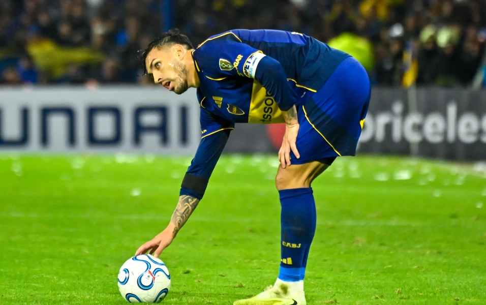 Paredes injury and Messi fitness cloud Argentina's World Cup prep