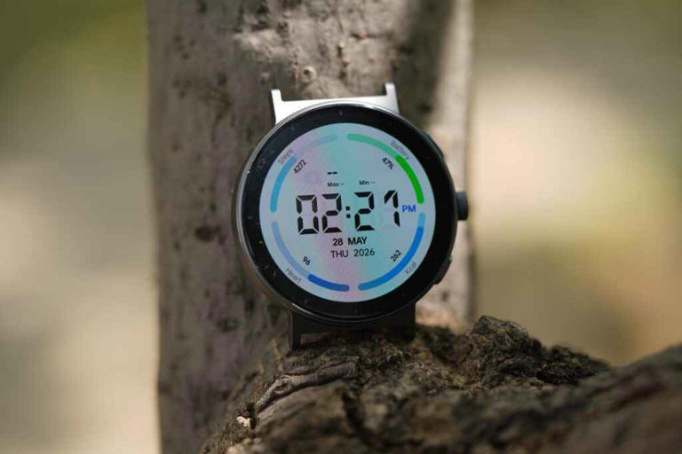 Realme Watch S5 review: A good looking smartwatch held back by its software