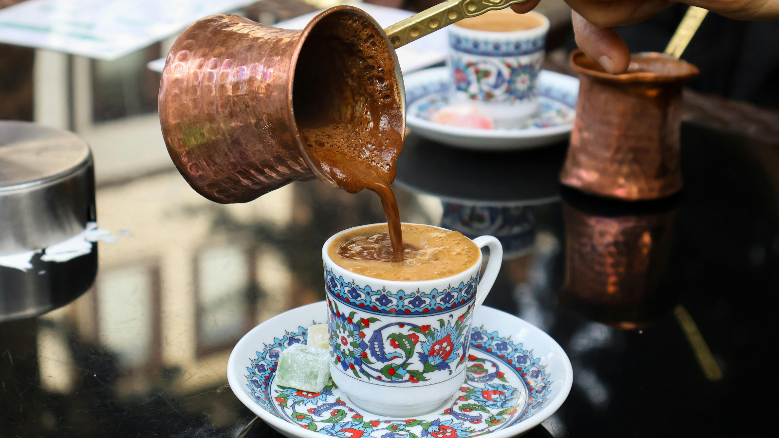 Werkt koffie net zo goed als een pre-workout voor het sporten?