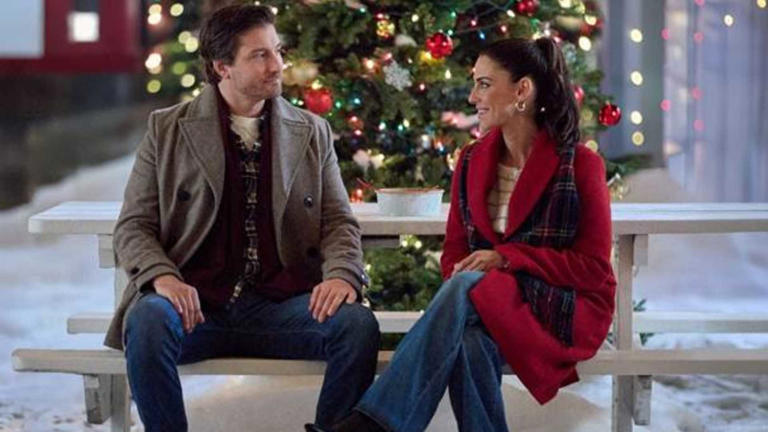 Sullivan's Crossing star to appear in Hallmark Christmas in July movie