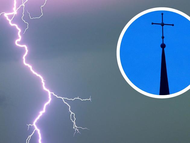 „Himmlischer Gruß“: Blitz schlägt in Kirche ein – während drinnen eine ...