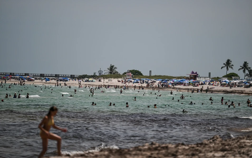 Southern heat humor meets record summer forecasts