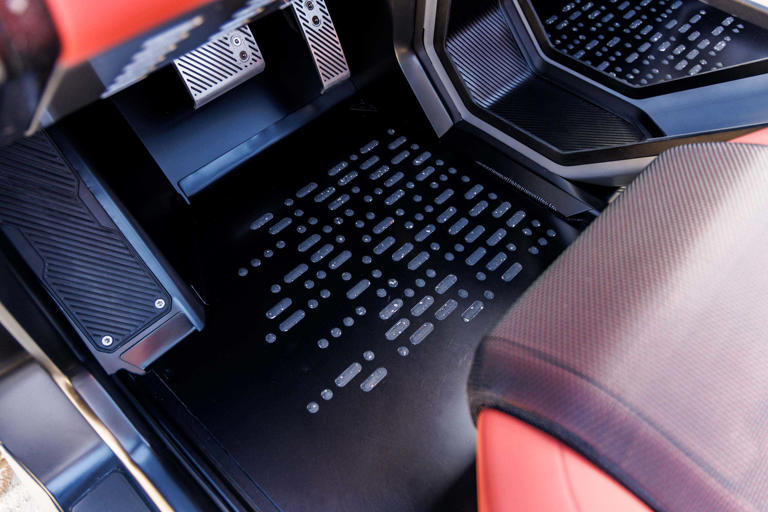 GM’s wild new Hummer concept proves automakers might build cars ...
