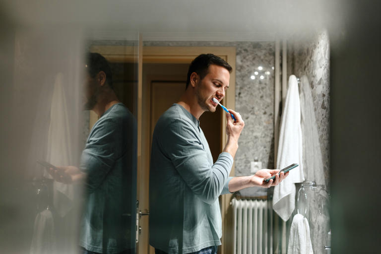 7 daily habits that can keep your teeth in tip-top shape