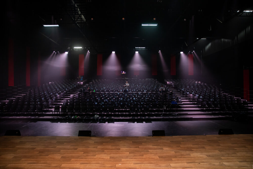Vanmiddag gaat Next to Normal in première: "De vinylplaat van het ...