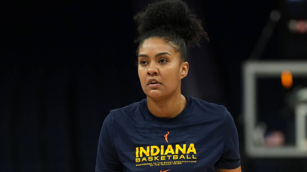 Stephanie White explains Damiris Dantas' recent benchings and future role