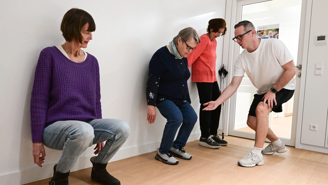 Gentle sacral walk variations for improved mobility