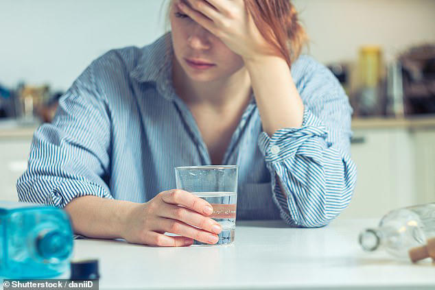 Gen Z are 'zebra striping' on nights out to avoid hangovers - now ...