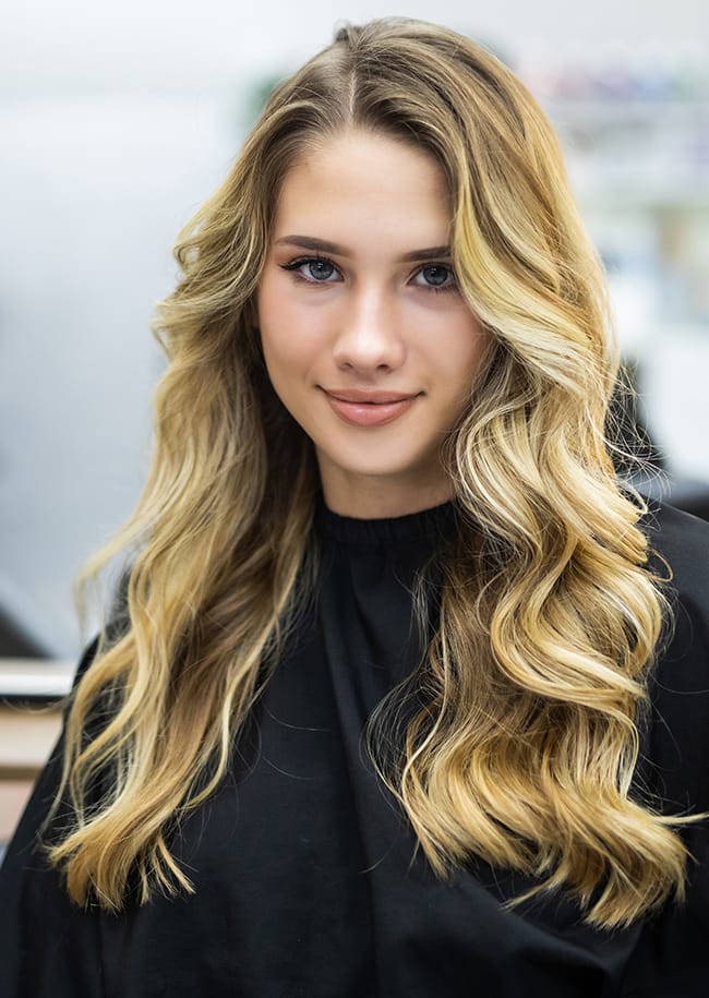 9 genius hairstyles hairdressers recommend for flat, lifeless hair