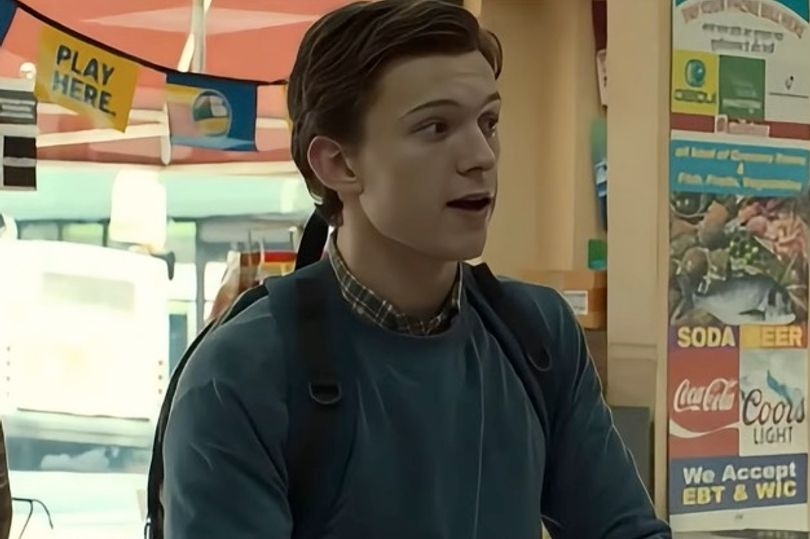 Moment Tom Holland improvised entire Spider-Man scene as he makes movie ...