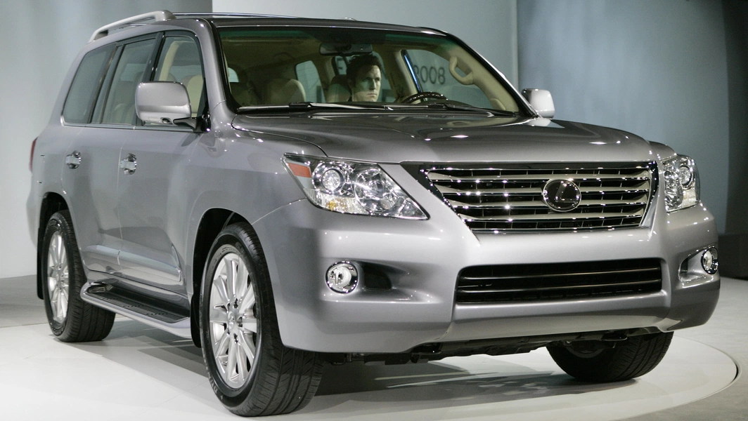 Lexus LX 570 earns renewed praise for unmatched durability