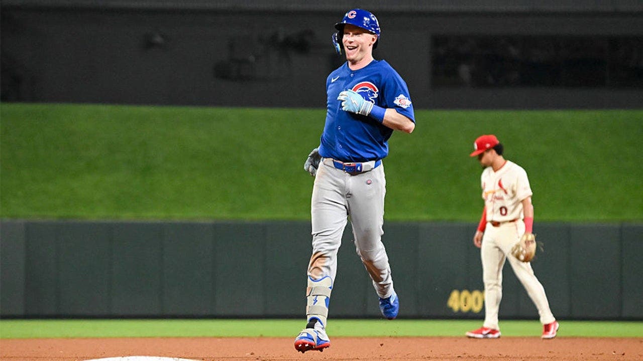 Cardinals fan tries to throw Pete Crow-Armstrong's home run ball back ...