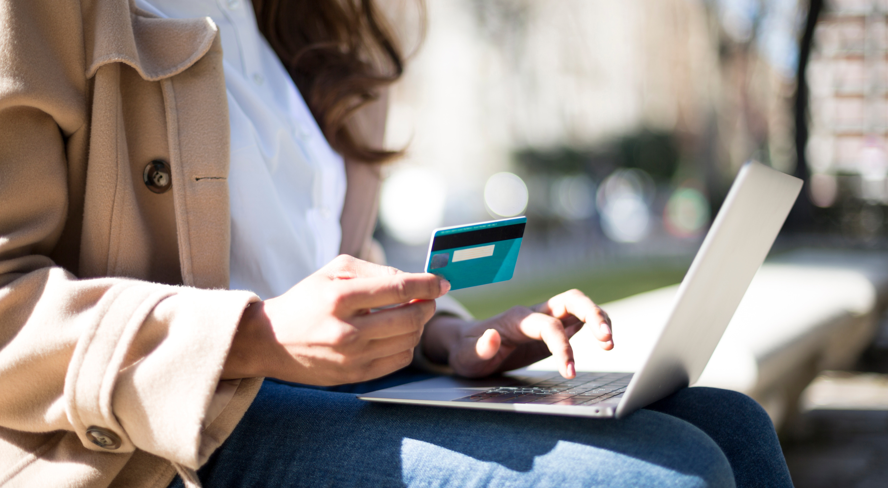 Most Canadians keep their savings in the wrong account — here’s what ...