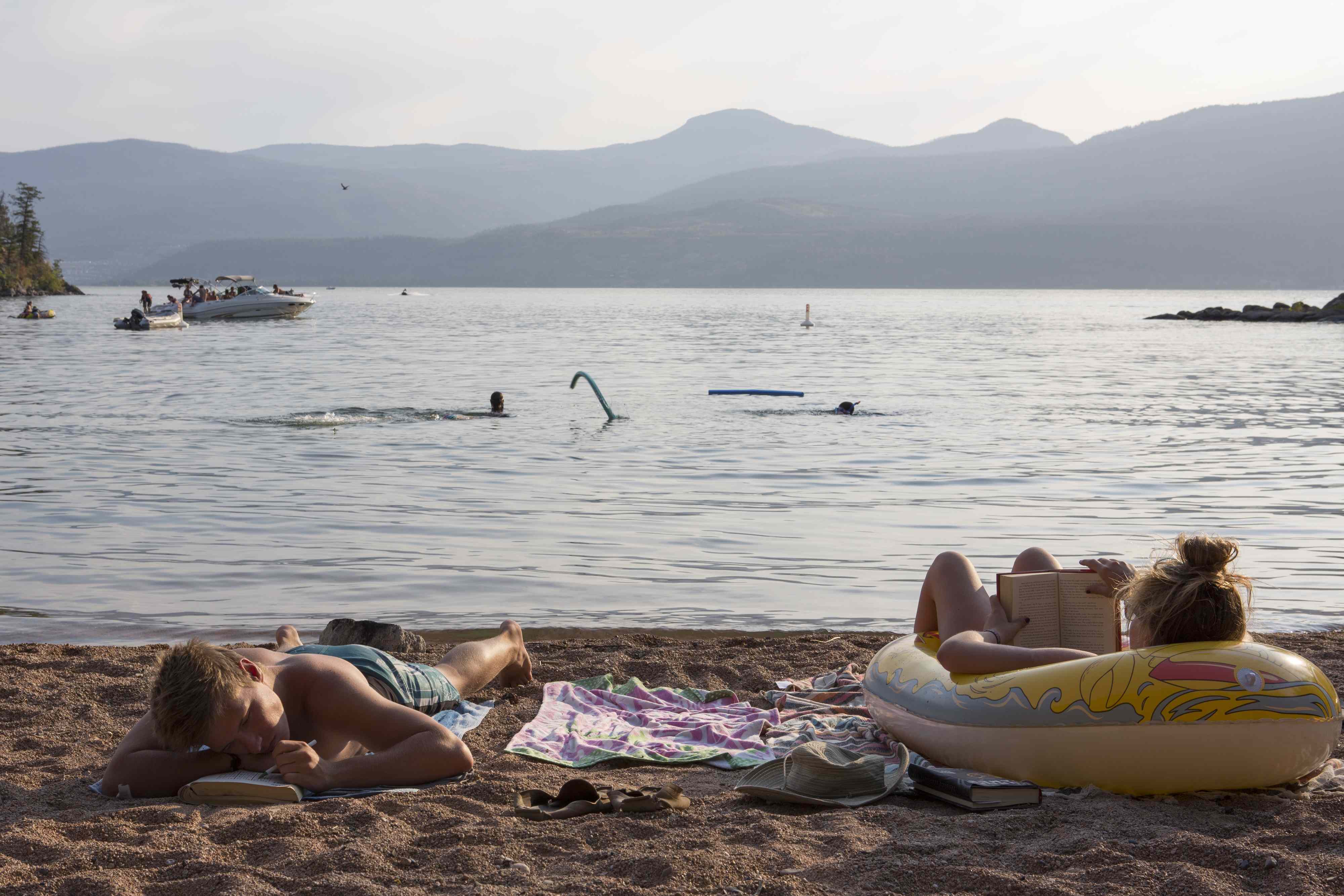 Doctors explain the risks of swimming in freshwater lakes