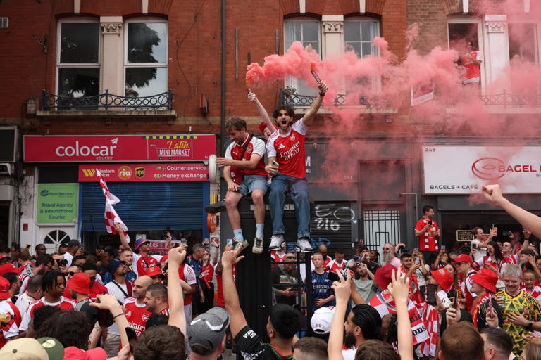 Man stabbed and 16 arrested in Arsenal trophy parade chaos