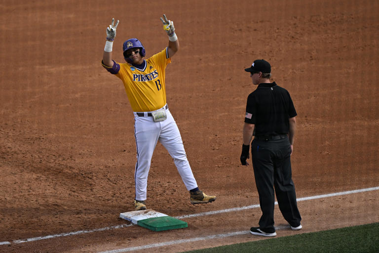 ECU baseball vs VCU score, live updates from NCAA regionals