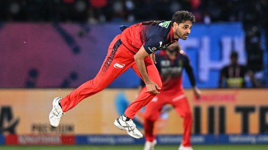 Sachin Tendulkar tips his hat to Bhuvneshwar Kumar, reveals pacer's ...