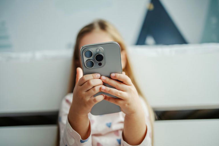 Mum's urgent warning as 'concerning' social media trend rises among ...