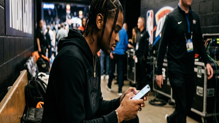 NBA Playoffs: Shai Gilgeous-Alexander Sends Powerful Message About Sam ...