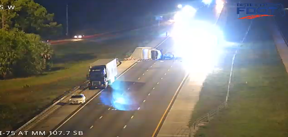 3 killed in I-75 crash at Pine Ridge Road in Naples, FHP says