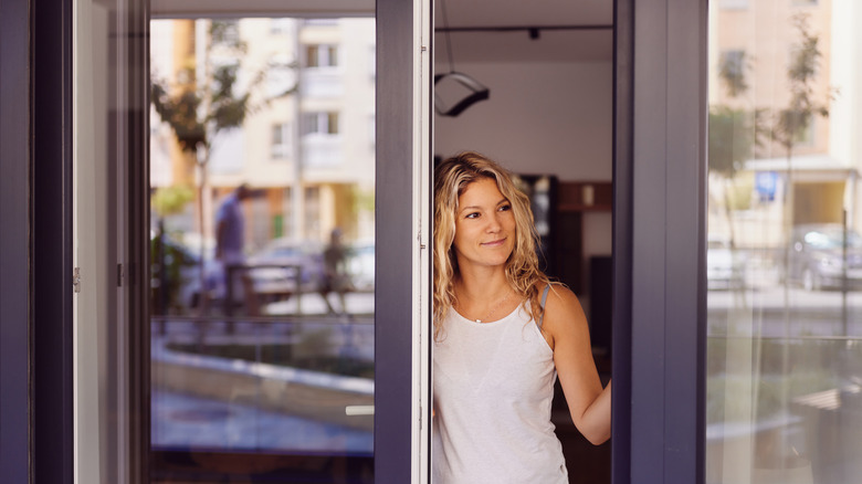 Ditch curtains: A simple way to cover glass doors without heavy fabric