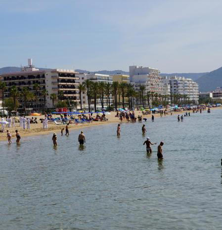 El mar, gran refugio contra el calor