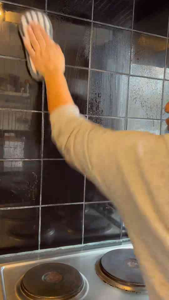 Simple kitchen reset for a clean and cozy home