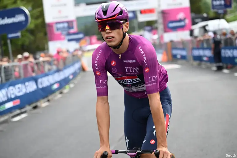 Live etappe 21 Giro d'Italia 2026 | Het toetje in Rome is voor de sprinters