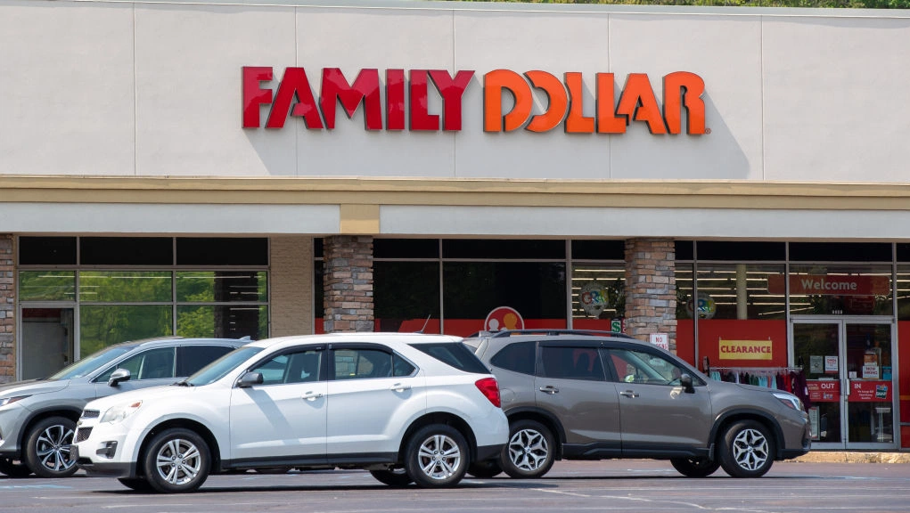 Dollar Tree expands bargains as Family Dollar closures mount