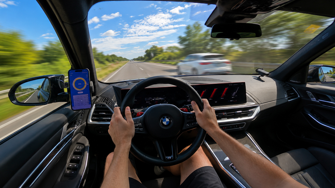BMW XM 50e reaches top speed on the Autobahn